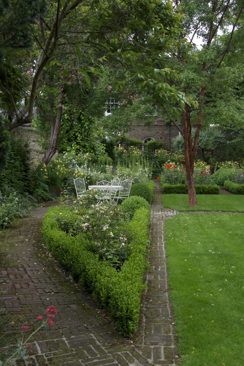 Gardens - Cleve West